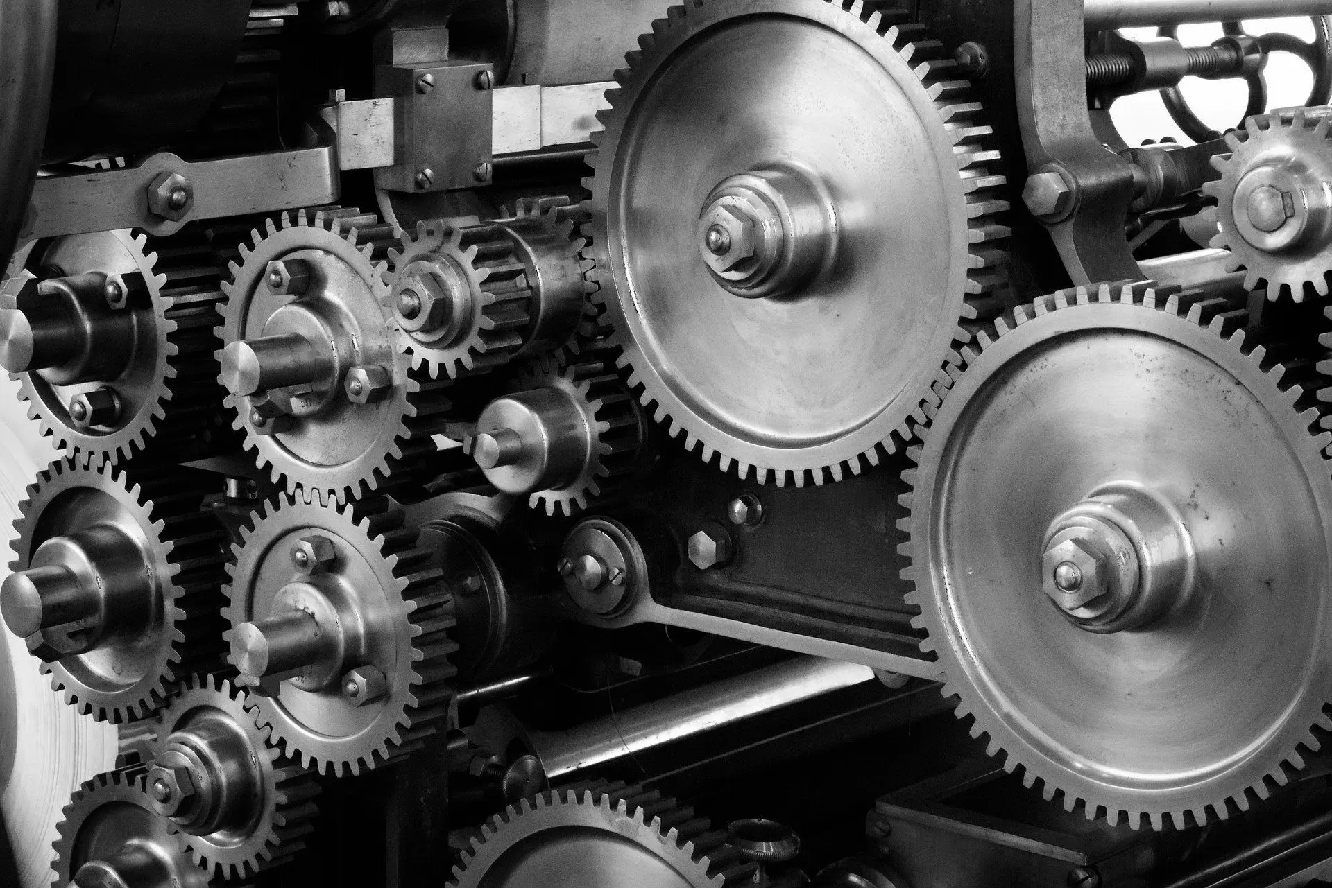 Engranajes De Motor: Tipos, Funciones Y Aplicaciones - MOTORBA
