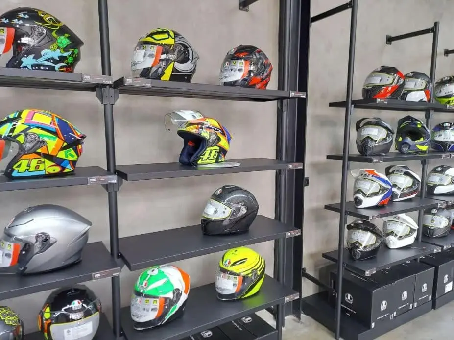 Marcas De Cascos De Moto Para Elegir El Más Seguro - MOTORBA